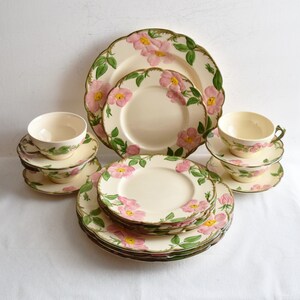 Franciscan Desert Rose Pattern Dinnerware Set of 16 Pieces Table for 4 ...