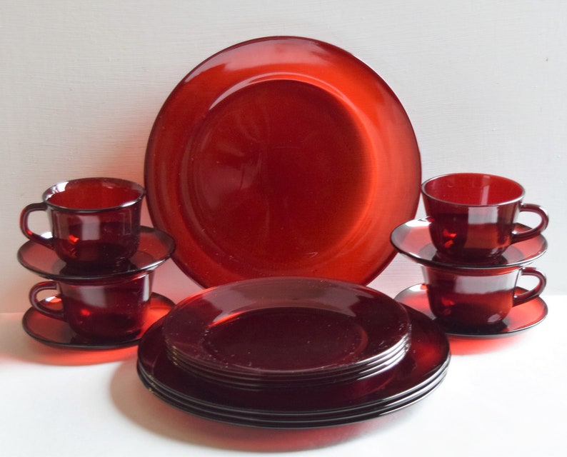 Ruby Red Dinnerware Set of 16 Pieces - Etsy