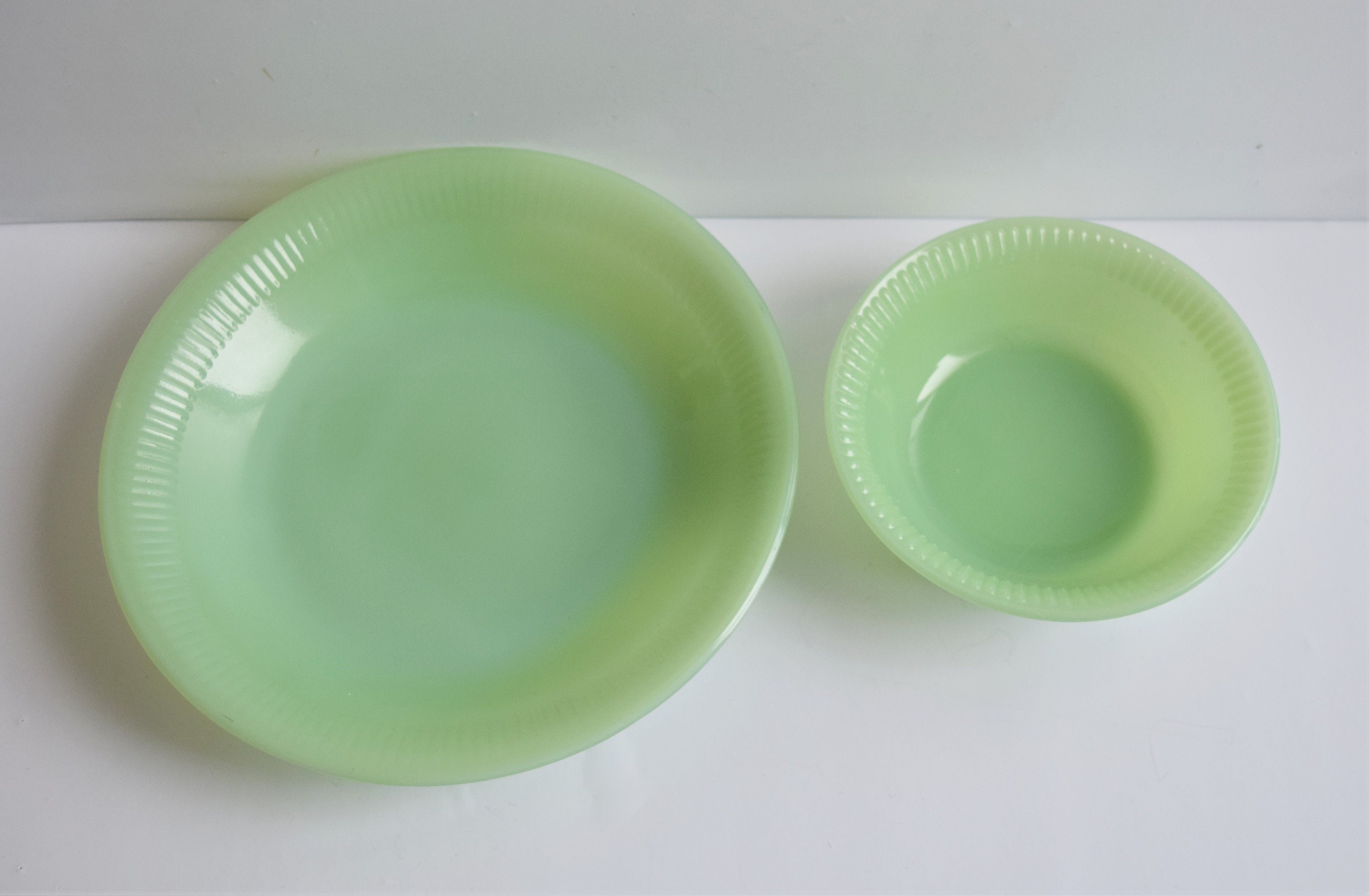 Vintage Jadeite Fire King Dinnerware Set: Jane Ray 6-piece Place ...