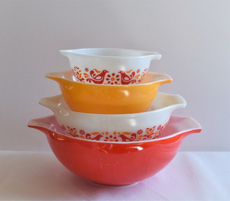 Pyrex Mixing Bowls Set Cinderella Friendship - Etsy