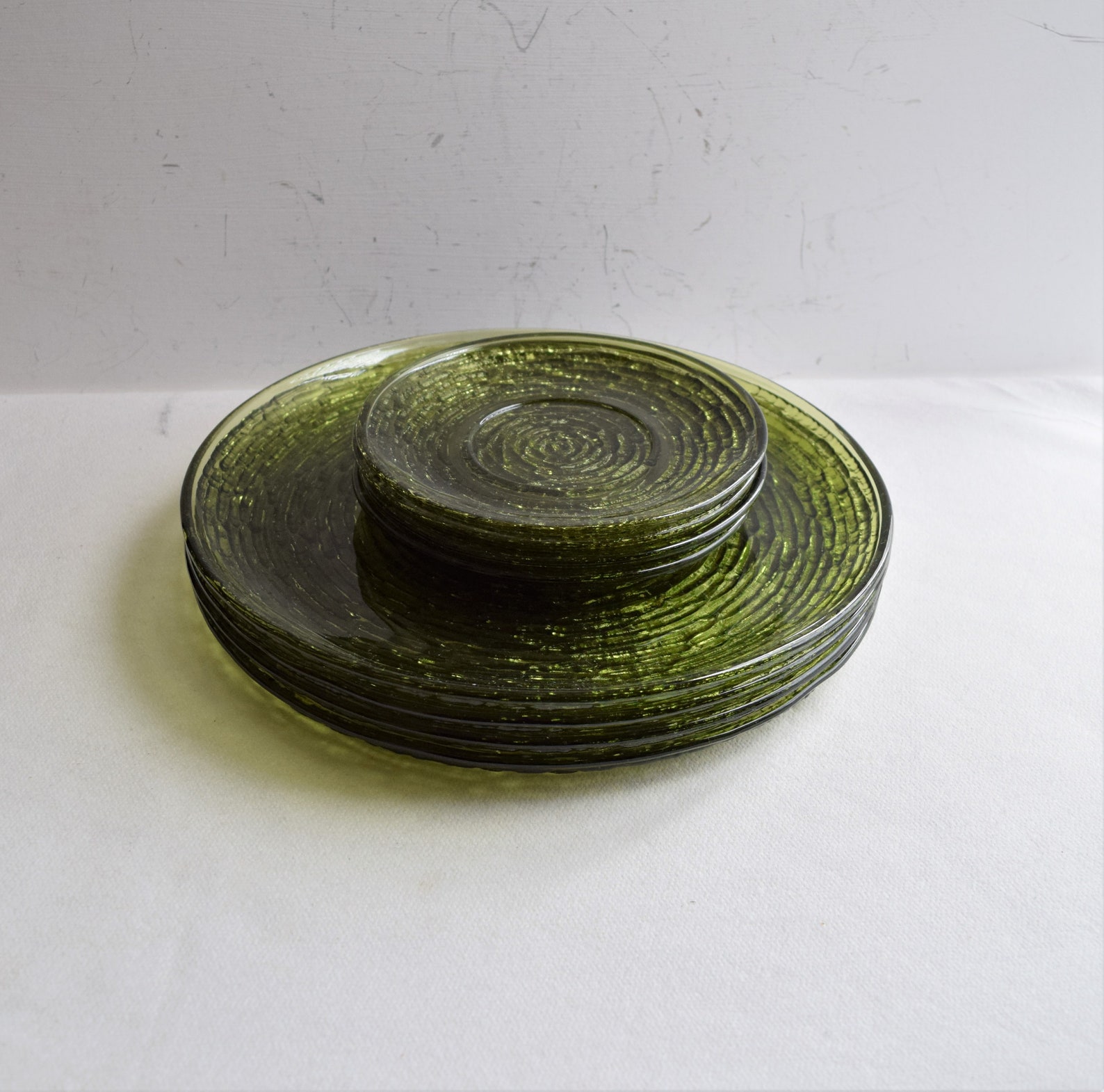 Green Anchor Hocking Soreno Dinnerware Set of 16 - Etsy
