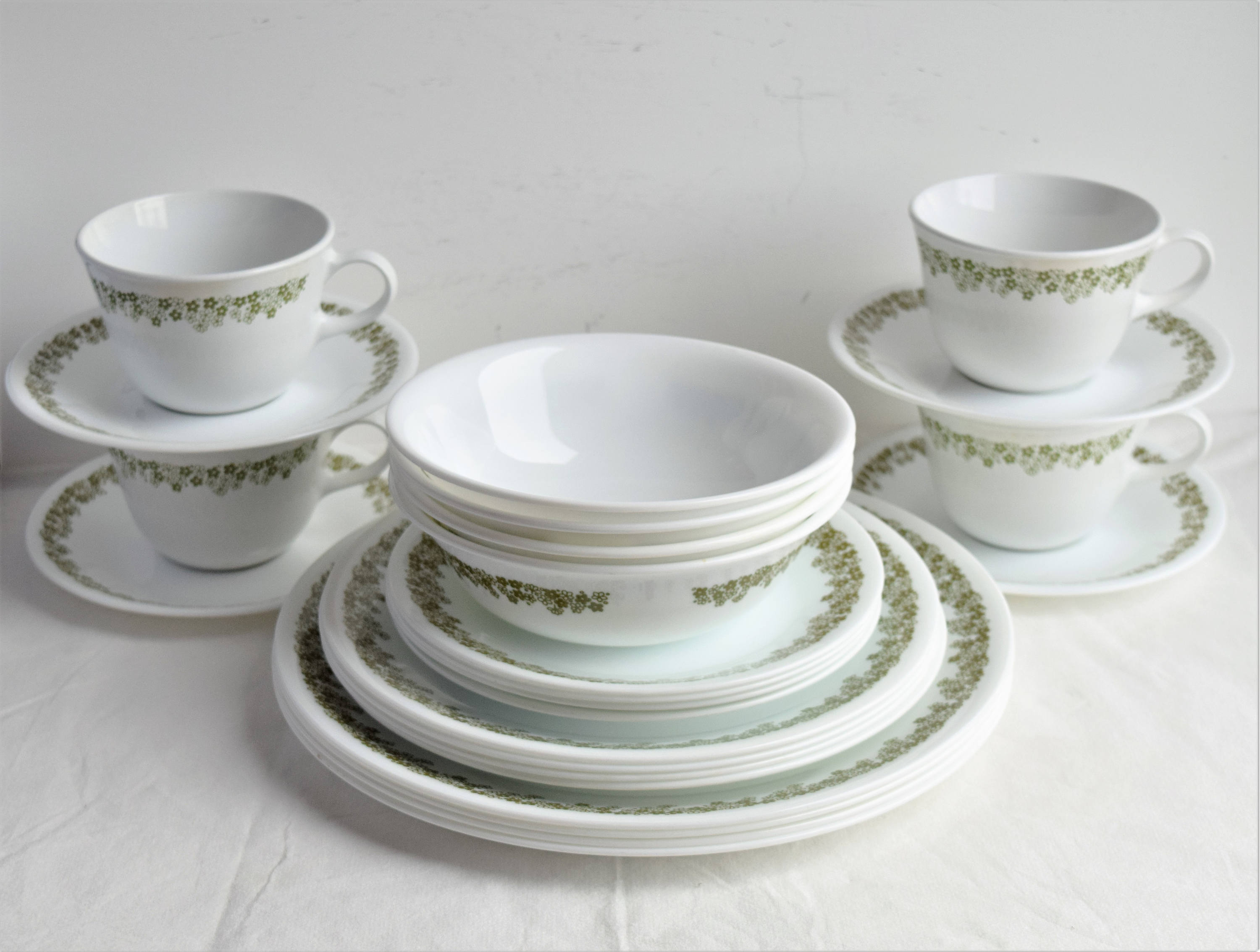 Set of 24 Piece Corelle spring Blossom Dinnerware - Etsy