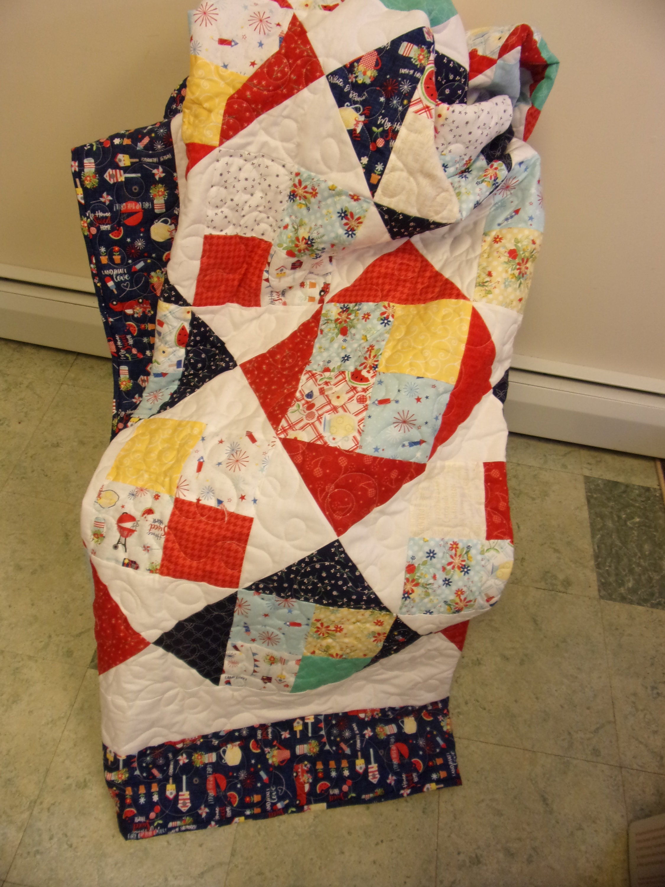 Quilt, Handmade Red White and Bloom Quilt, 79 X 87 - Etsy