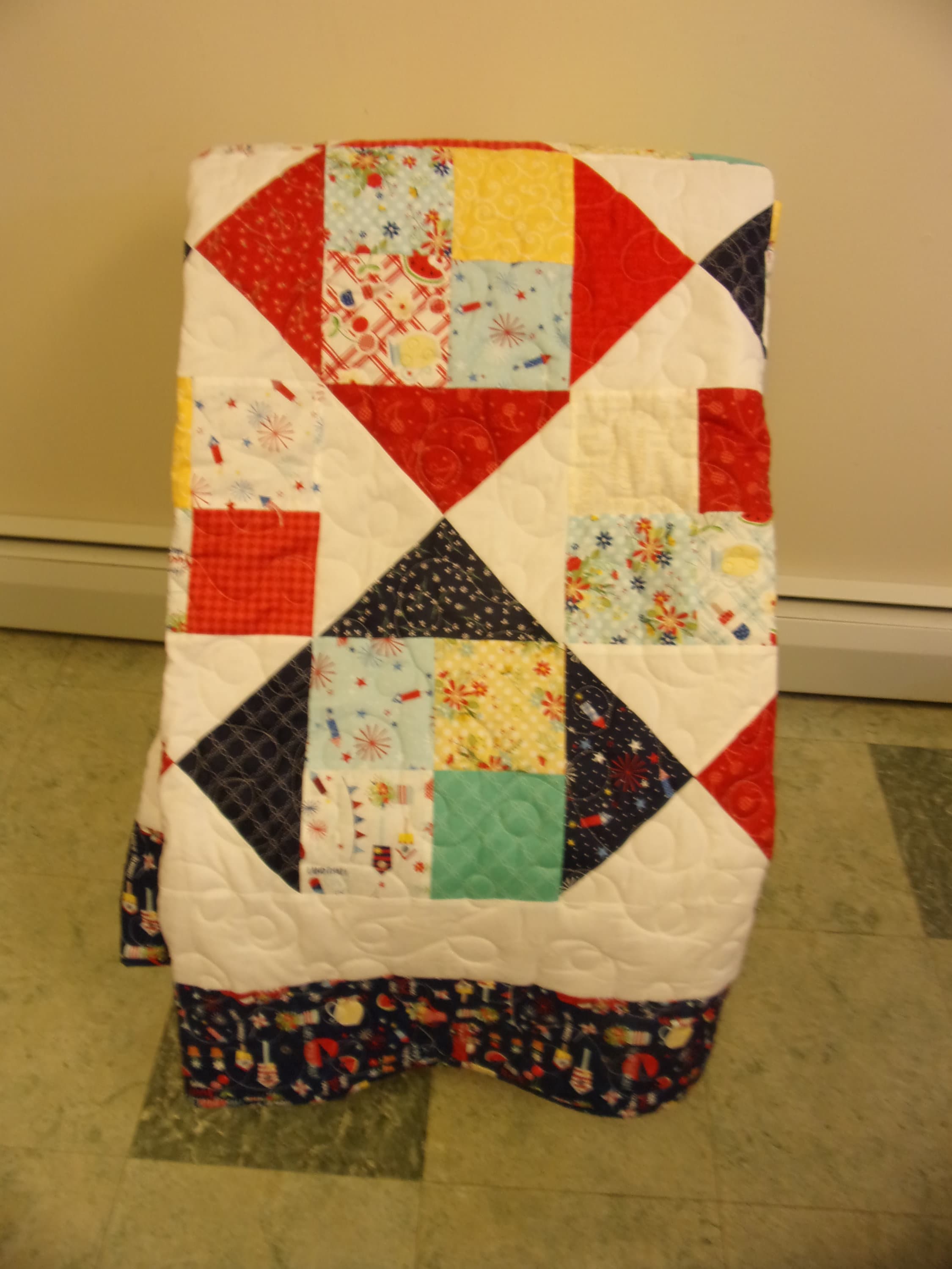 Quilt, Handmade Red White and Bloom Quilt, 79 X 87 - Etsy