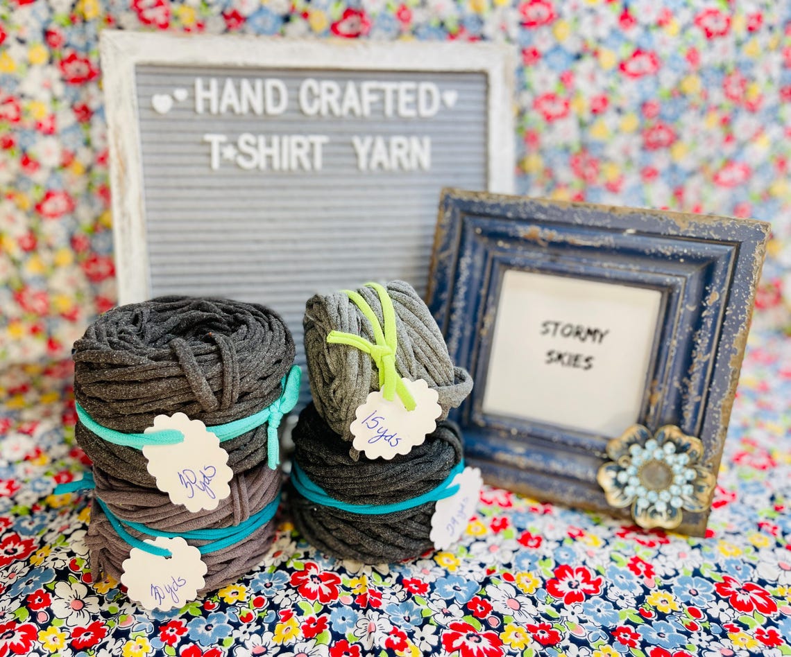 T-shirt Yarn Bundle, Upcycled Yarn for Knit, Crochet. Chunky Yarn, Tarn ...