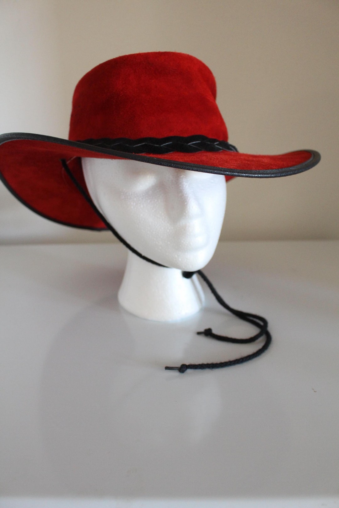 Vintage Red Suede Hat, Australian Cowboy / Outback Style Vintage Red ...