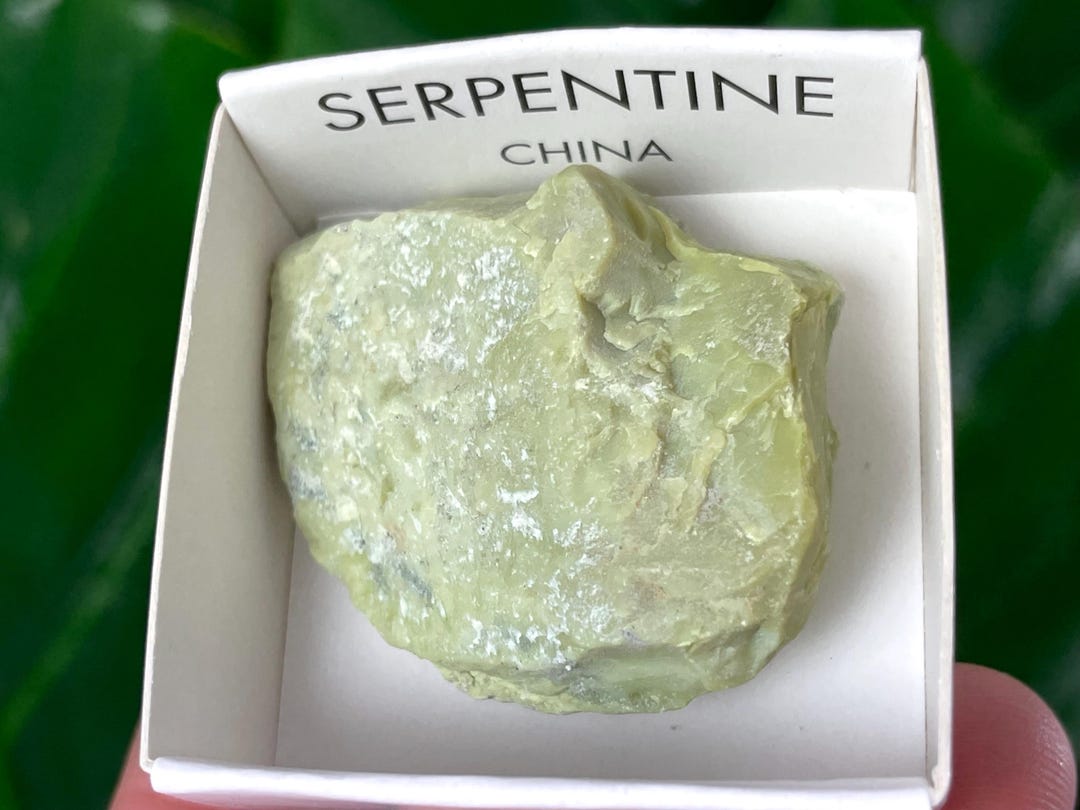 Serpentine Mineral :china ,crystal Mineral Collection,size Box 4 X 4 Cm ...