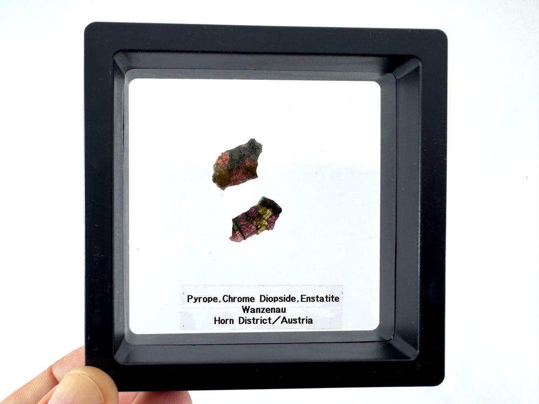 Pyrope,chrome Diopside,enstatite Wanzenau Horn District,austria,slice ...