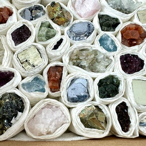 Wholesale International Mini Minerals,crystals,specimens,collection ...