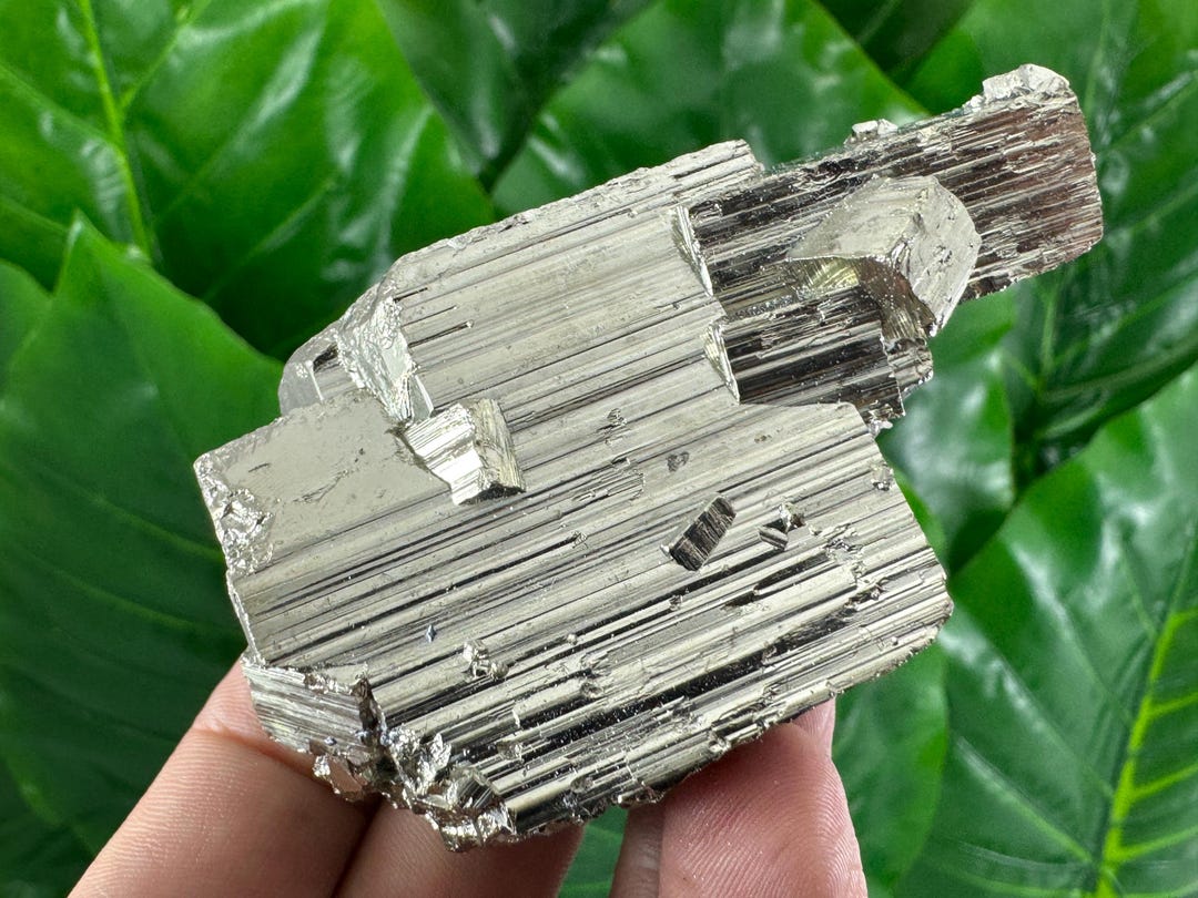 Amazing Lustrous Pyrite From Peru,natural Mineral,specimen,cluster ...