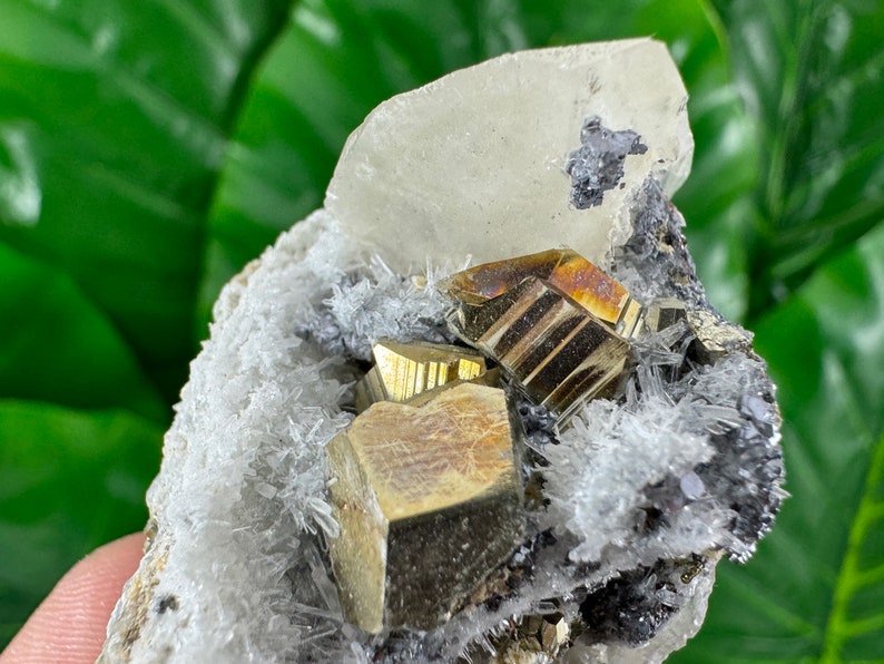 Amazing Quartz With Iridescent Pyrite and Calcite From Gidurska Mine ...