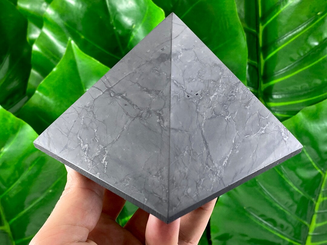 Shungite Pyramid 10cm From Karelia,russia,polished Shungite Pyramid,4g ...