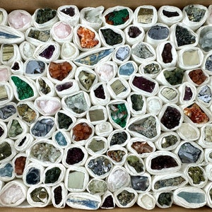 Wholesale International Mini Minerals,crystals,specimens,collection ...