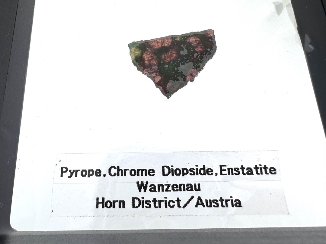 Pyrope,chrome Diopside,enstatite Wanzenau Horn District,austria,slice ...