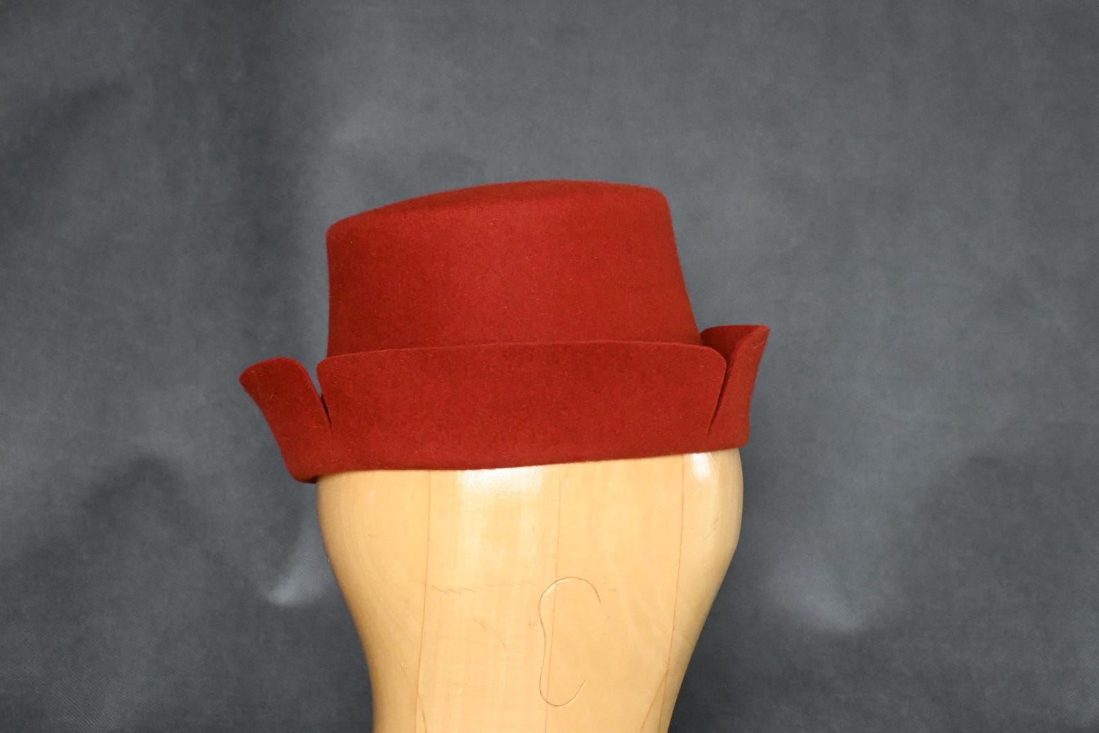 Medieval Hat Reenactment 14th Century Felt Cap - Etsy