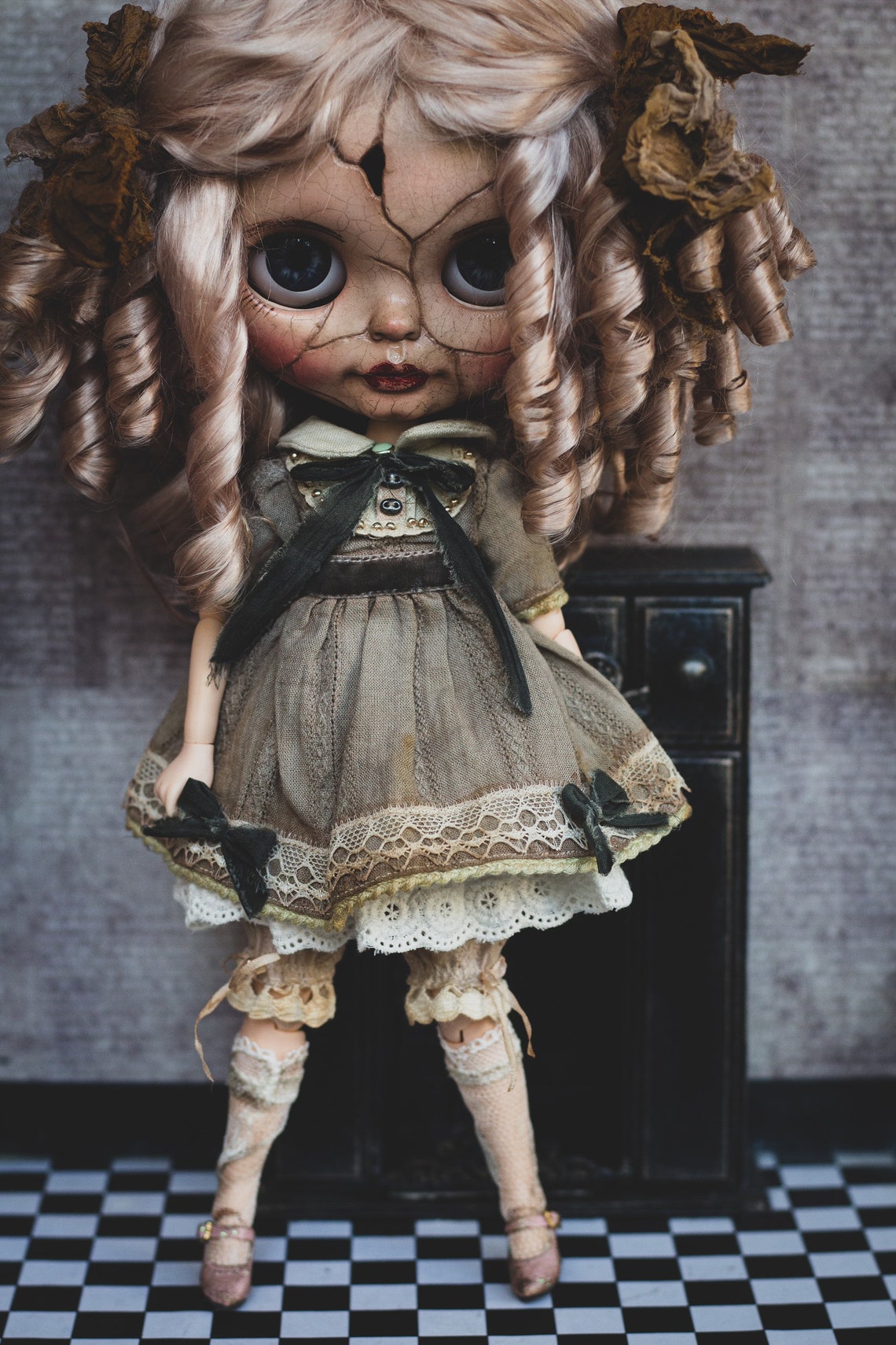 Custom ORDER horror doll Creepy Blythe Victorian style Blythe | Etsy