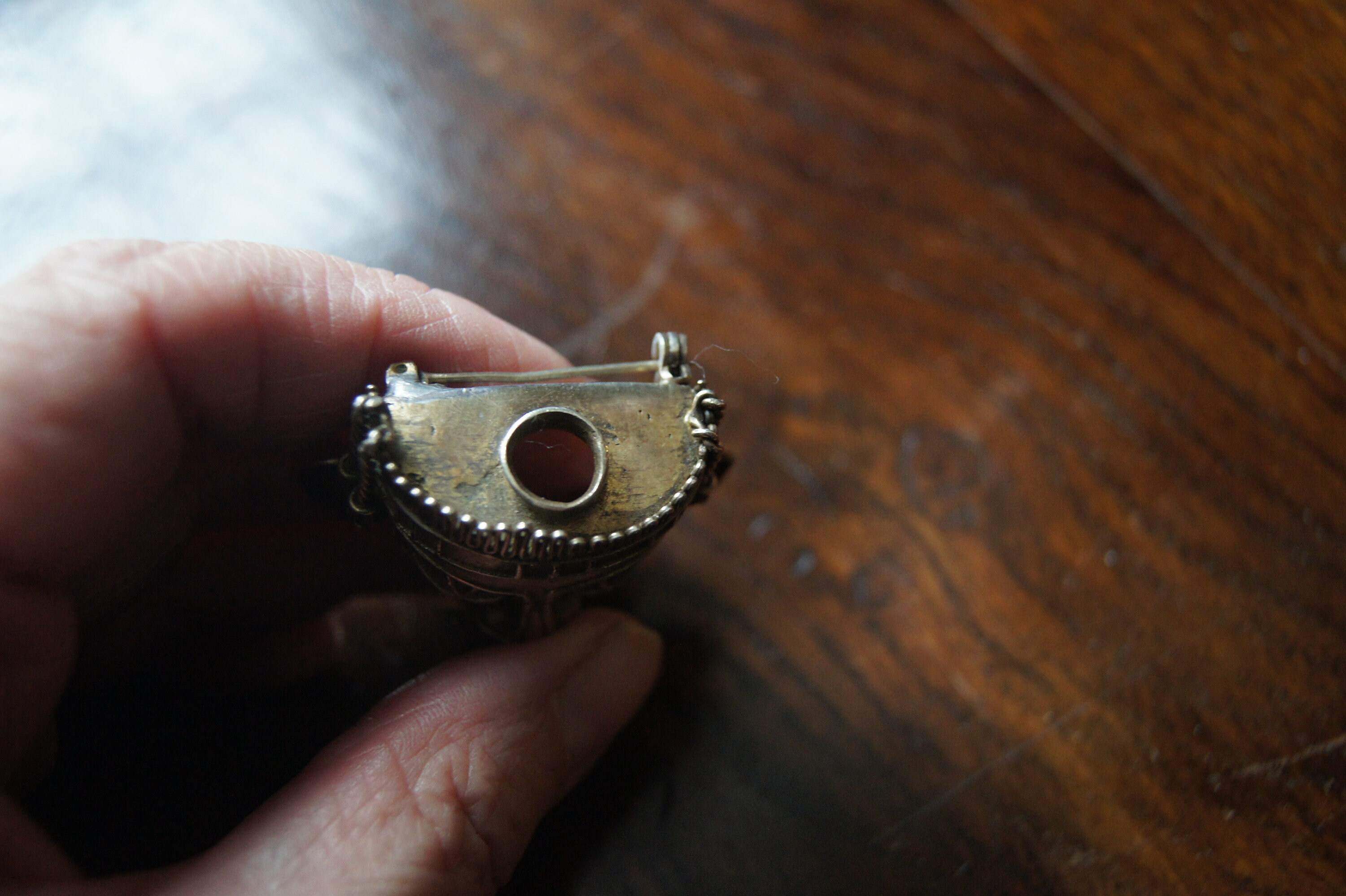 Unusual Vintage Aztec Mask Brooch With a Moving Nose-piercing - Etsy