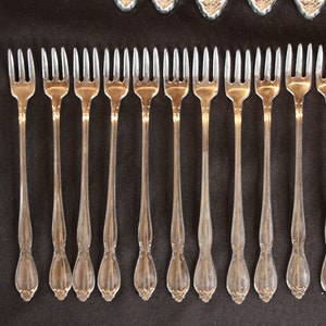 1980's Vintage - Oneida Community Stainless Flatware - Betty Crocker ...