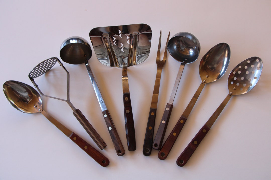 1960's - 1970's Vintage - Wooden Handle / Brass Rivets . Stainless ...