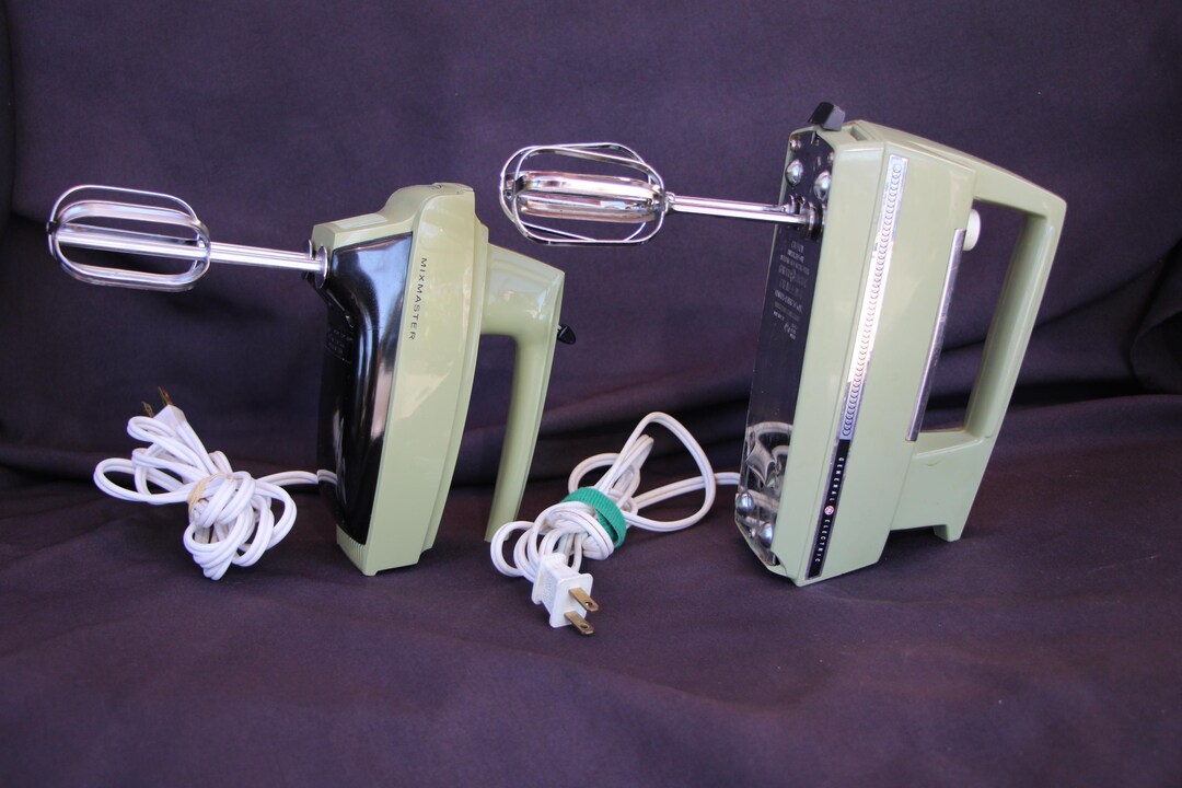 Vintage Avocado Hand Mixer: 1960s Sunbeam or General Electric - Etsy