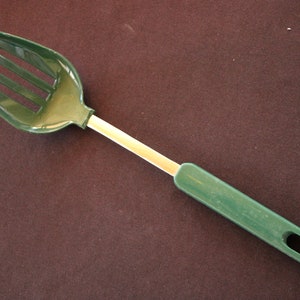 1960's to 1970's Vintage Kitchen Utensils Plastic Handles Ekco Chief ...