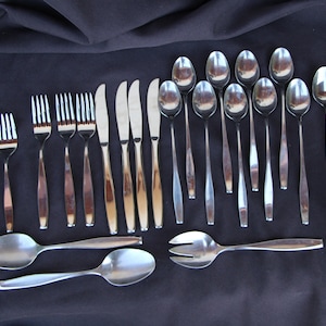 Vintage - American Stainless / International Silver - AMERICAN CHARM ...