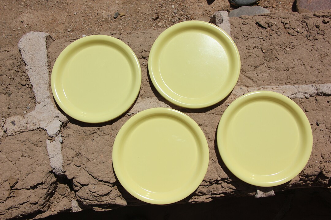 Vintage Ingrid Chicago Melamine Salad Plates - Pale Yellow Set of 4 - Etsy