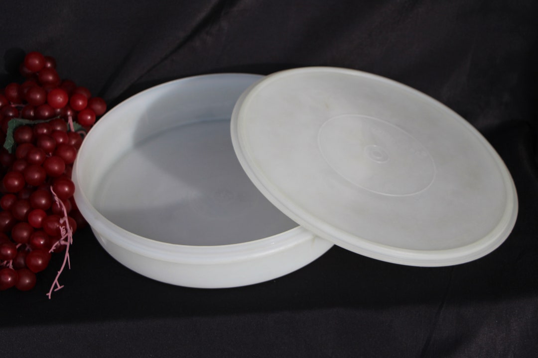 1960's 1970's Vintage Tupperware 242 Sheer 12 Inch Round Pie Keeper ...