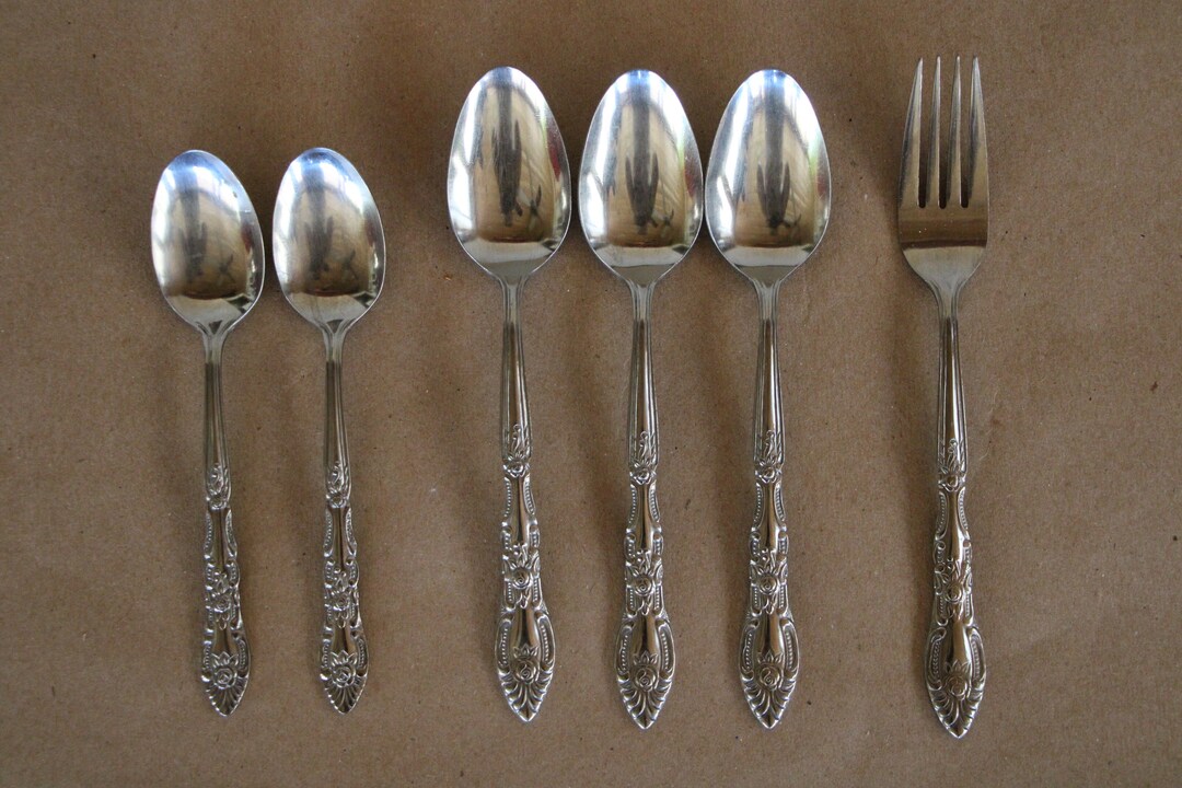 Vintage Interpur Stainless Steel Flatware Set: Floral INR26, 6 Pieces ...