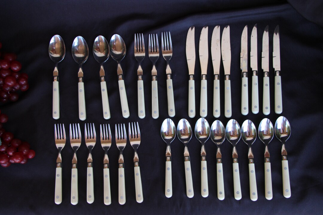 Vintage Washington Forge Flatware Set – MARDI GRAS Cream, 30-piece - Etsy