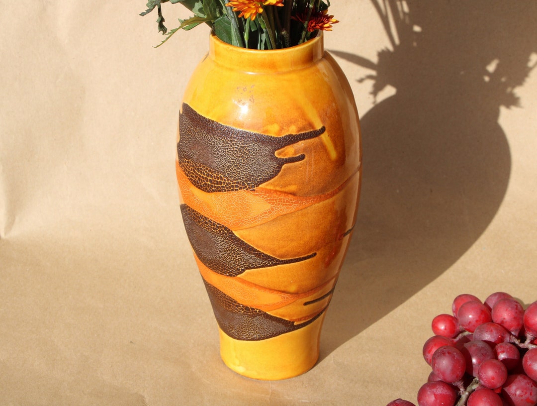 1960's - 1970's Vintage - Royal Haeger - EARTH WRAP - Vase - 11 Inches ...