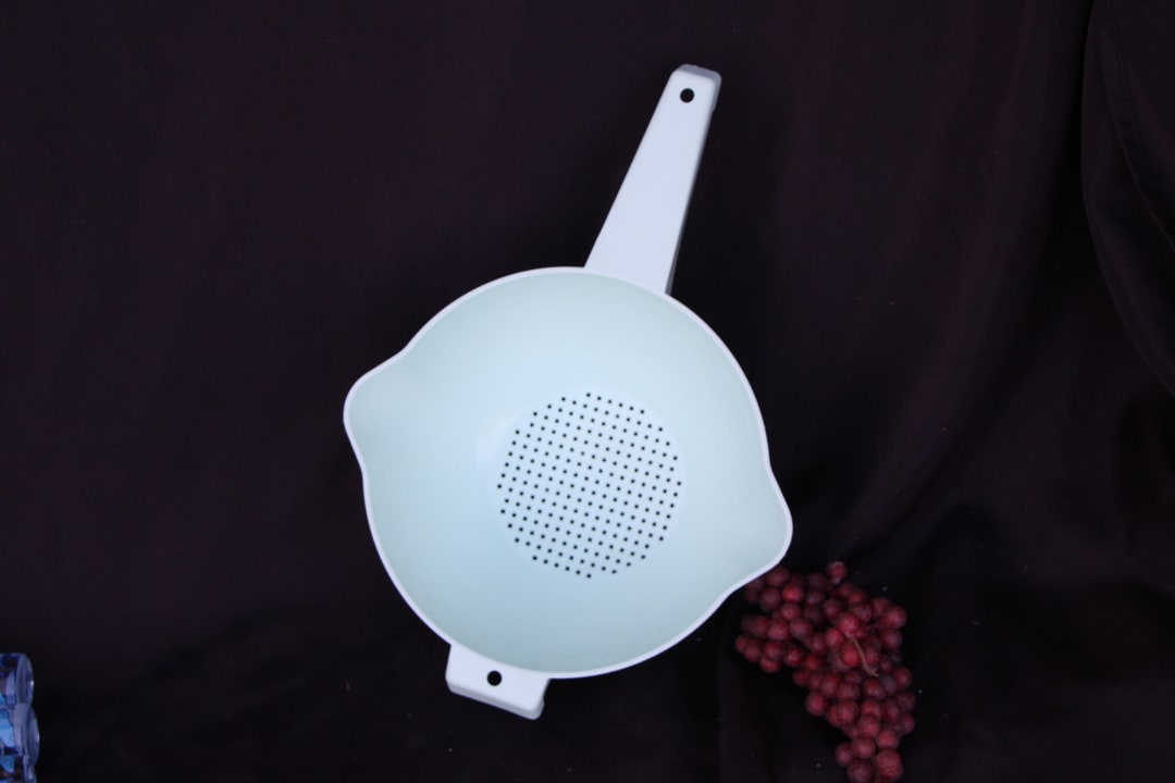 1960's Vintage Tupperware # 1523 Large 2 Quart Strainer / Colander Mint ...