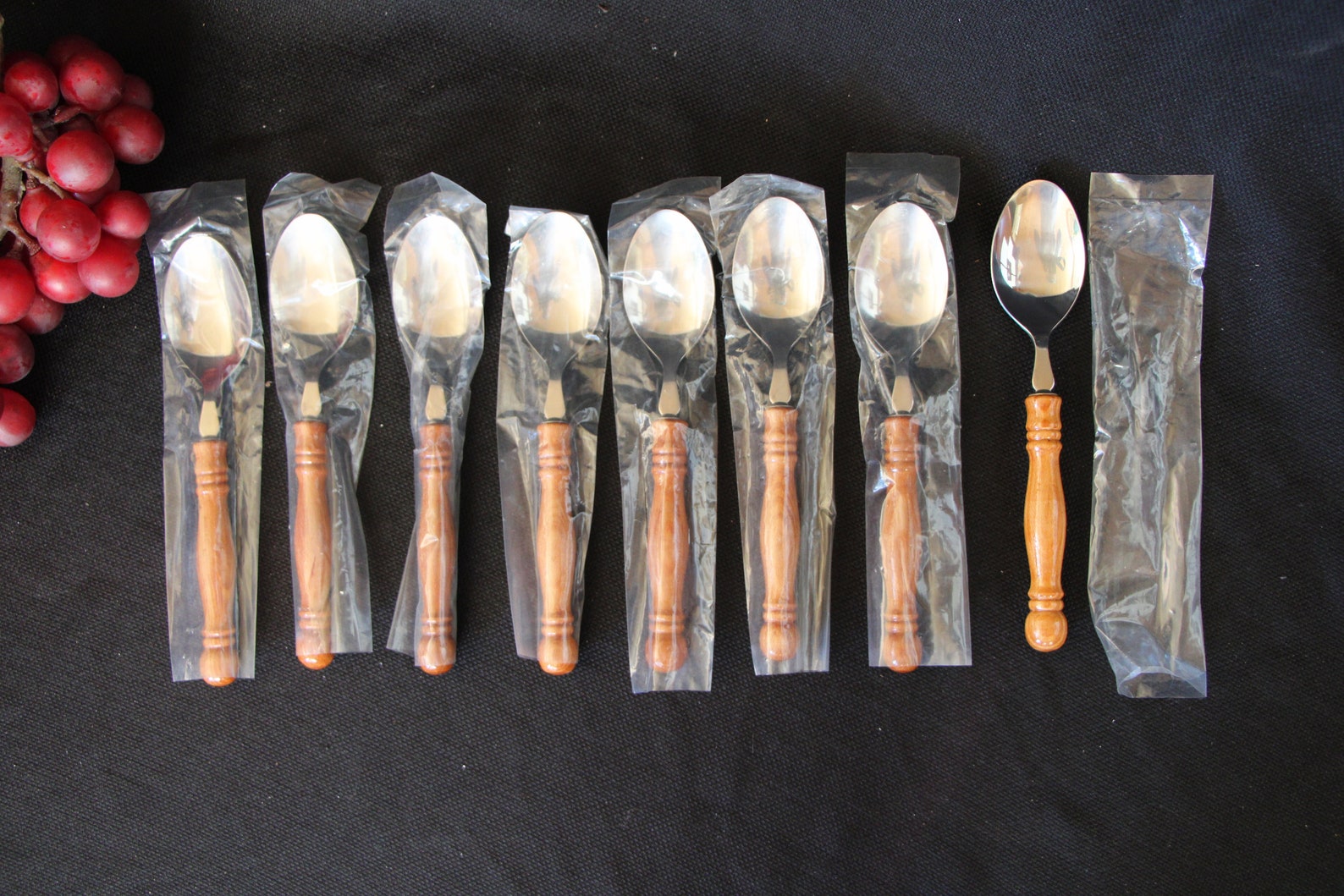 1970's - 1980's Vintage - Lifetime Cutlery - HOMESTEAD - Set of Eight ...