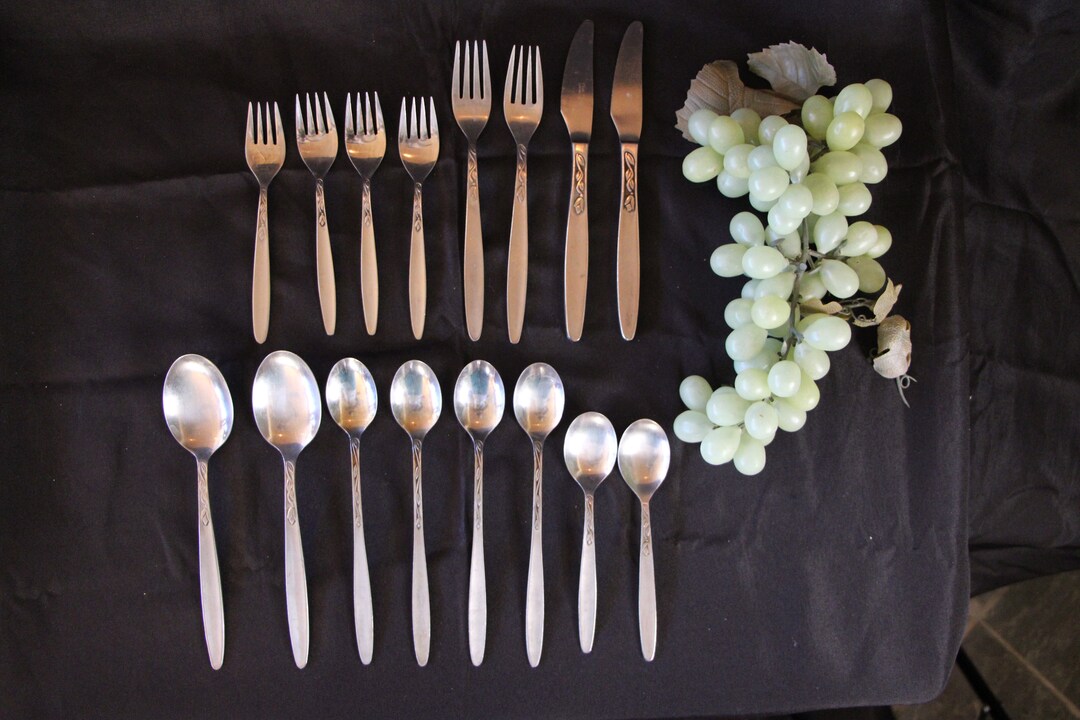 Vintage Amefa Tulip Time Stainless Flatware Set, 16-piece, Holland - Etsy