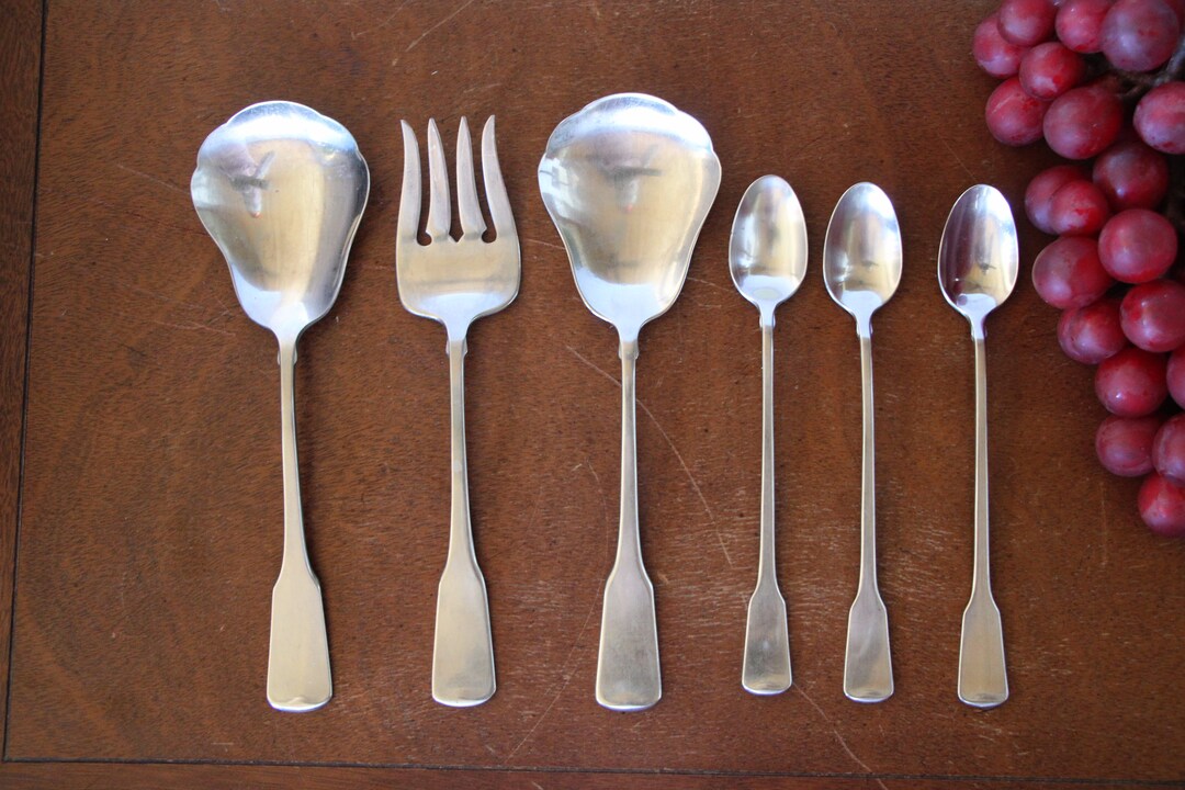 1971 1997 Vintage Oneida AMERICAN COLONIAL Stainless Steel Flatware Lot ...