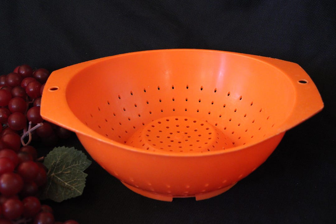1960's to 1970's Vintage DEKA PLASTICS Orange Colander or Strainer 12 X ...
