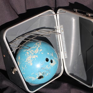 1950s Brunswick Ladies Bowling Ball With Case: Turquoise & White, 14 ...