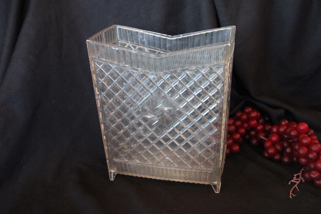 Mid Century Lucite Waste Basket: Hollywood Regency Trash Can - Etsy