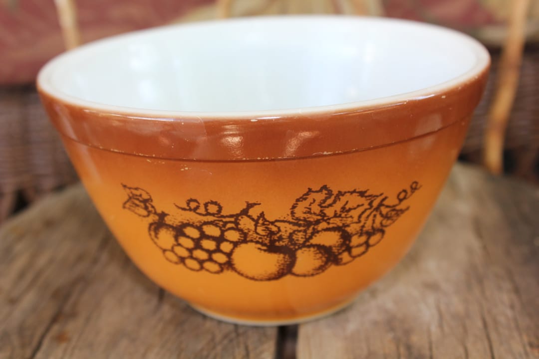 1974 to 1978 Vintage Pyrex 401 Old Orchard Small 1 Pint Mixing Nesting ...