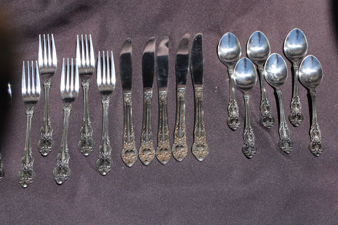 Vintage Lifetime Cutlery GRANDE TRADITION Stainless Steel Flatware Lot ...