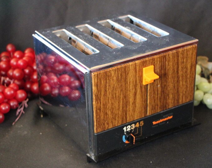 1970's - 1980's Vintage - TOASTMASTER - Four Slice Pastry Toaster ...