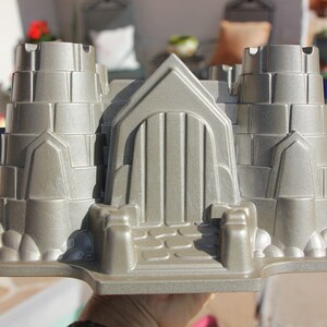 Vintage - Nordicware Castle Bundt Cake Pan - 10 Cup Capacity - Non ...