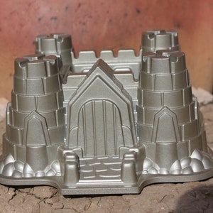 Vintage - Nordicware Castle Bundt Cake Pan - 10 Cup Capacity - Non ...