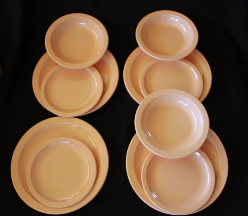 1980's Vintage - Texas Ware / Dallas Ware - LIGHT PEACH - 11 or 12 ...