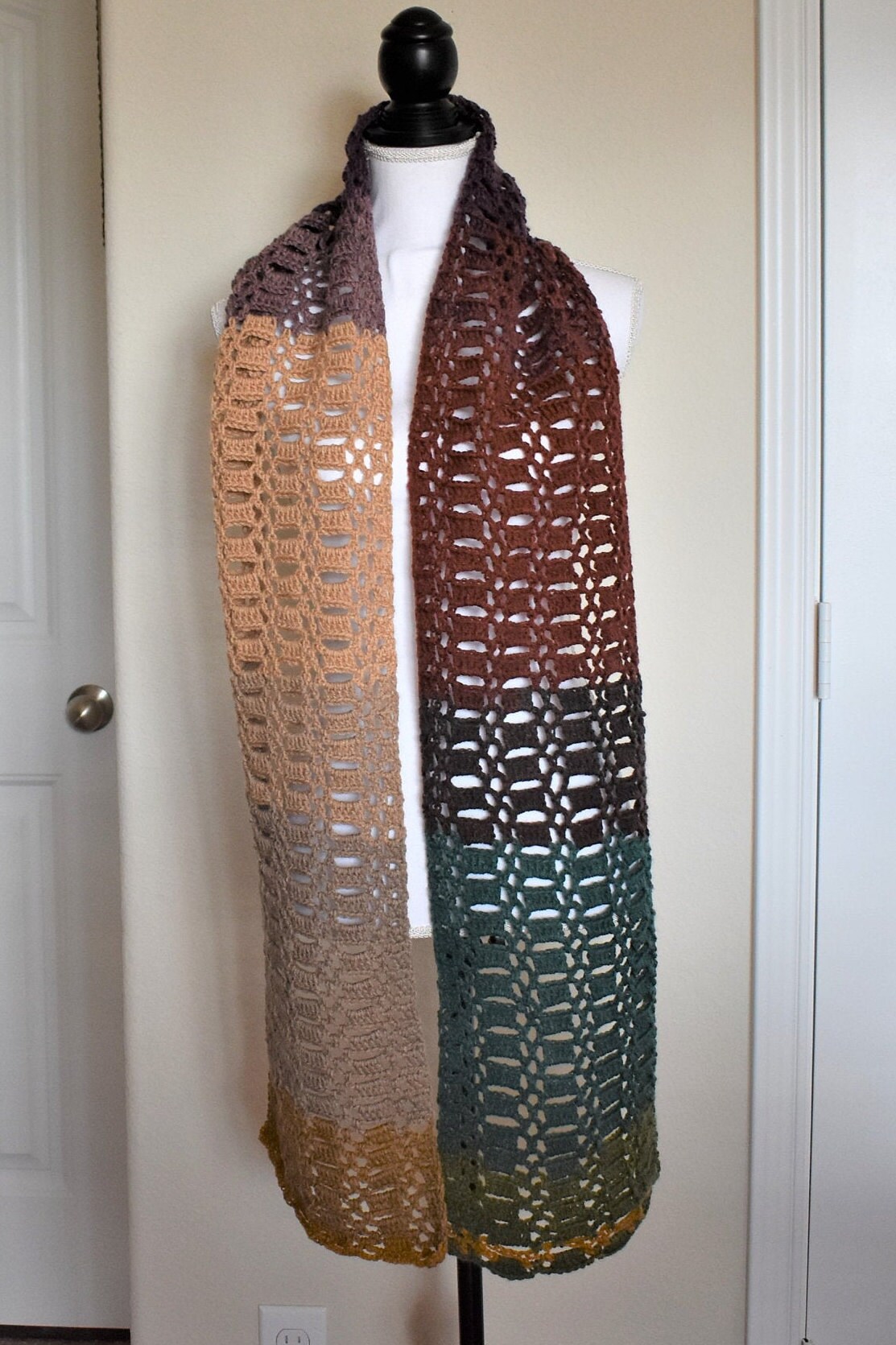 Long striped scarf striped cowl Fall color scarf Winter - Etsy.de