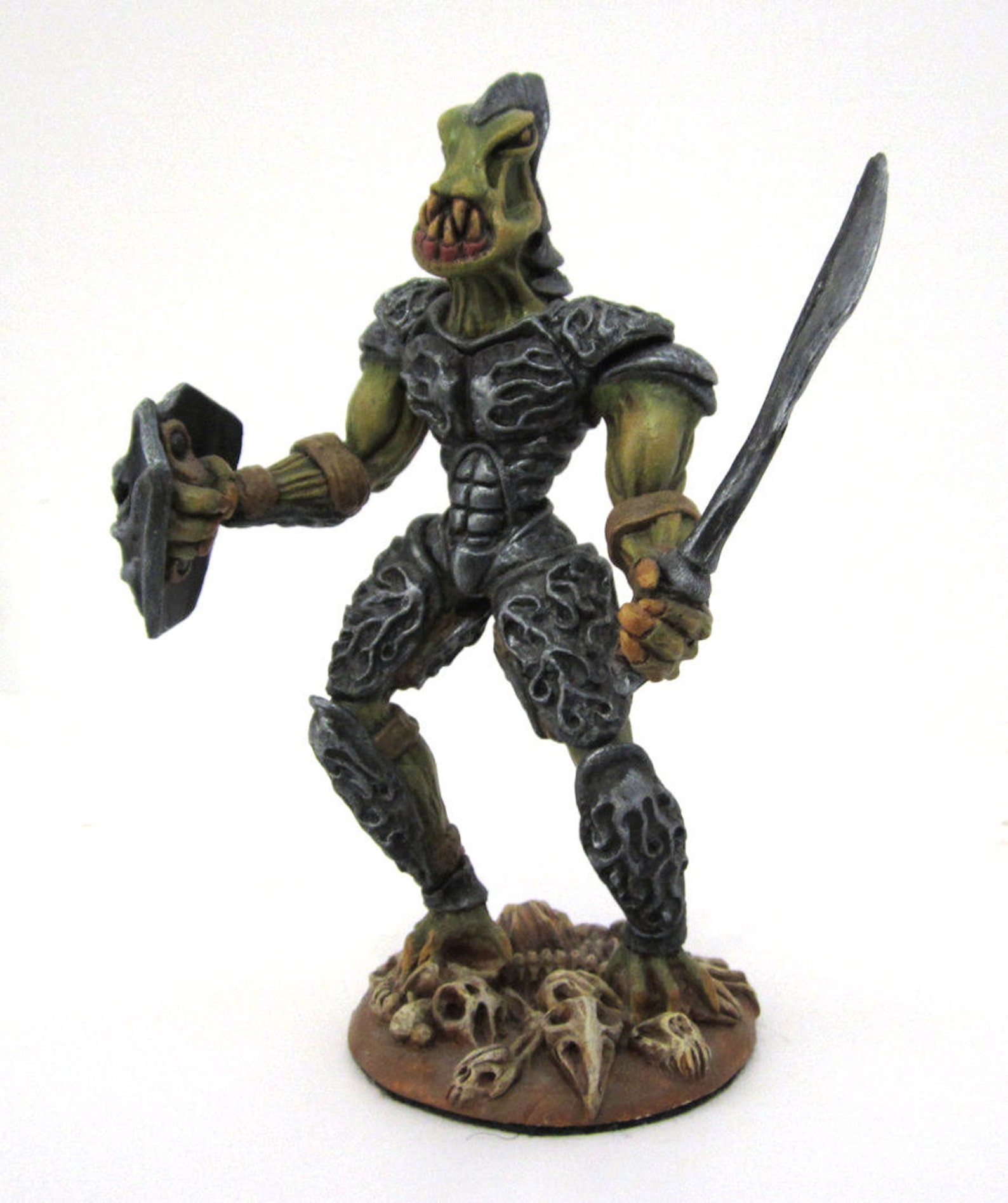 Fantasy Lizard Man Reptile Warrior With Sword and Shield - Etsy