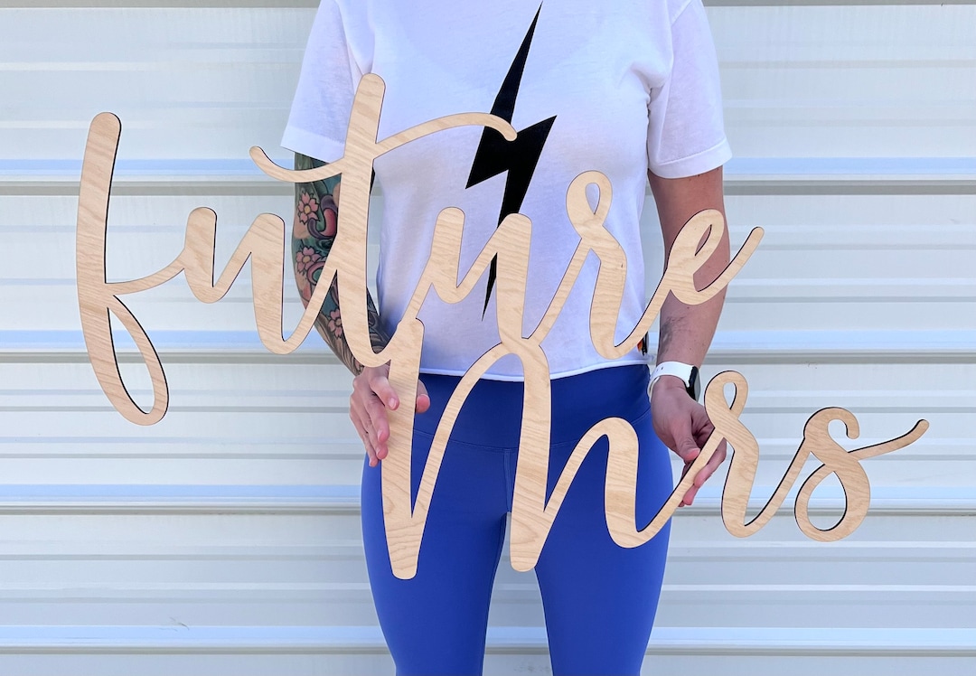 Future Mrs Sign Bridal Shower Backdrop Sign, Miss to Mrs Wood Sign ...