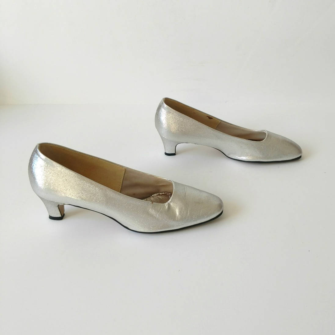 SILVER 1960s Sparkle Fabric PUMPS Size 6.5/7 - Etsy