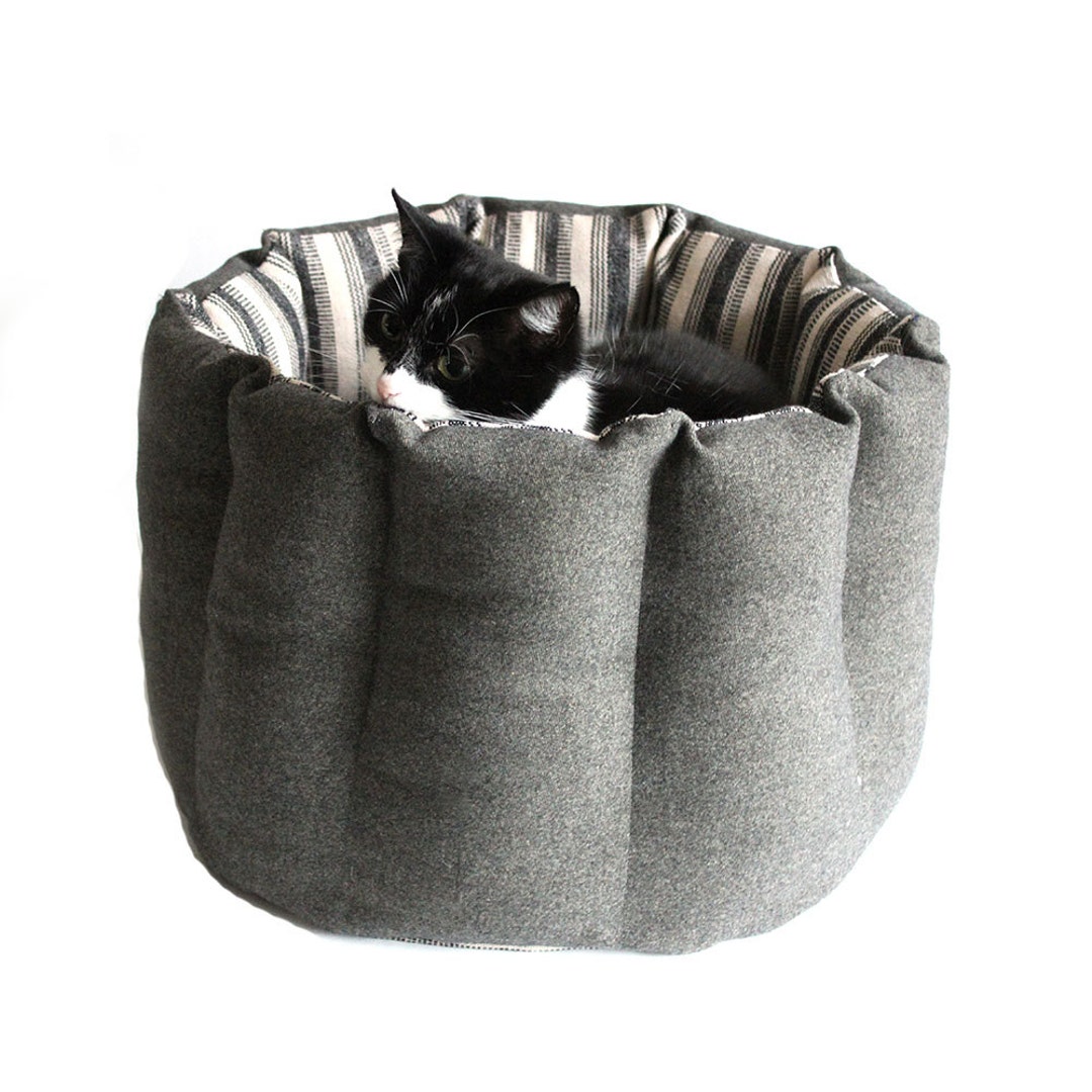 Wool Cat Bed, Cat Pouf, Modern Cat Furniture, Pet Bed, Luxury Cat Bed ...