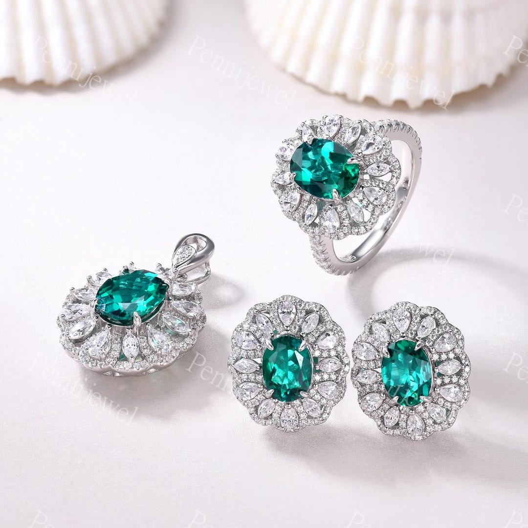 Unique 3 PCS Green Emerald Jewelry Set Art Deco Moissanite Halo Ring ...